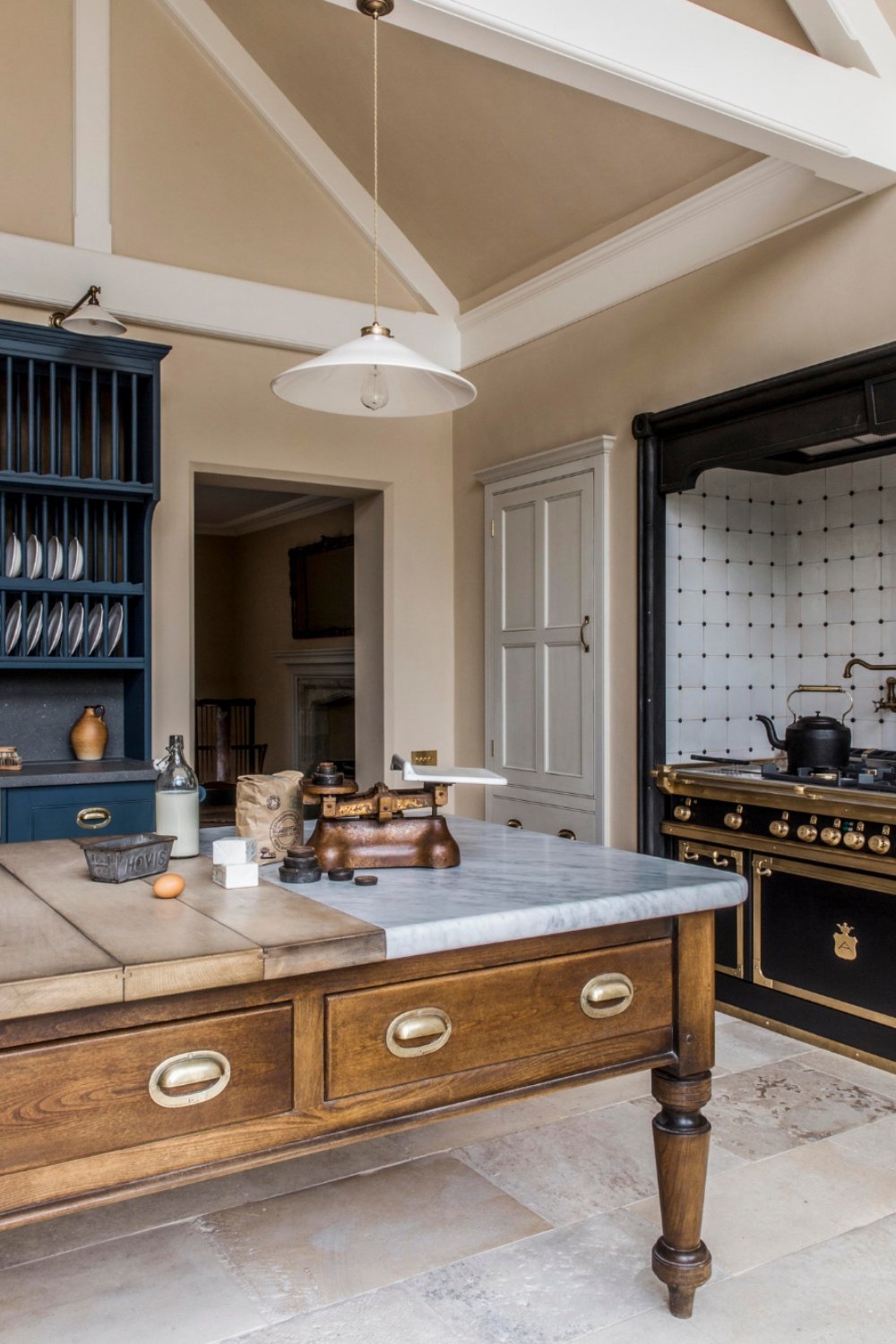 14 Victorian Kitchen Ideas for 2026 – Styli Casa